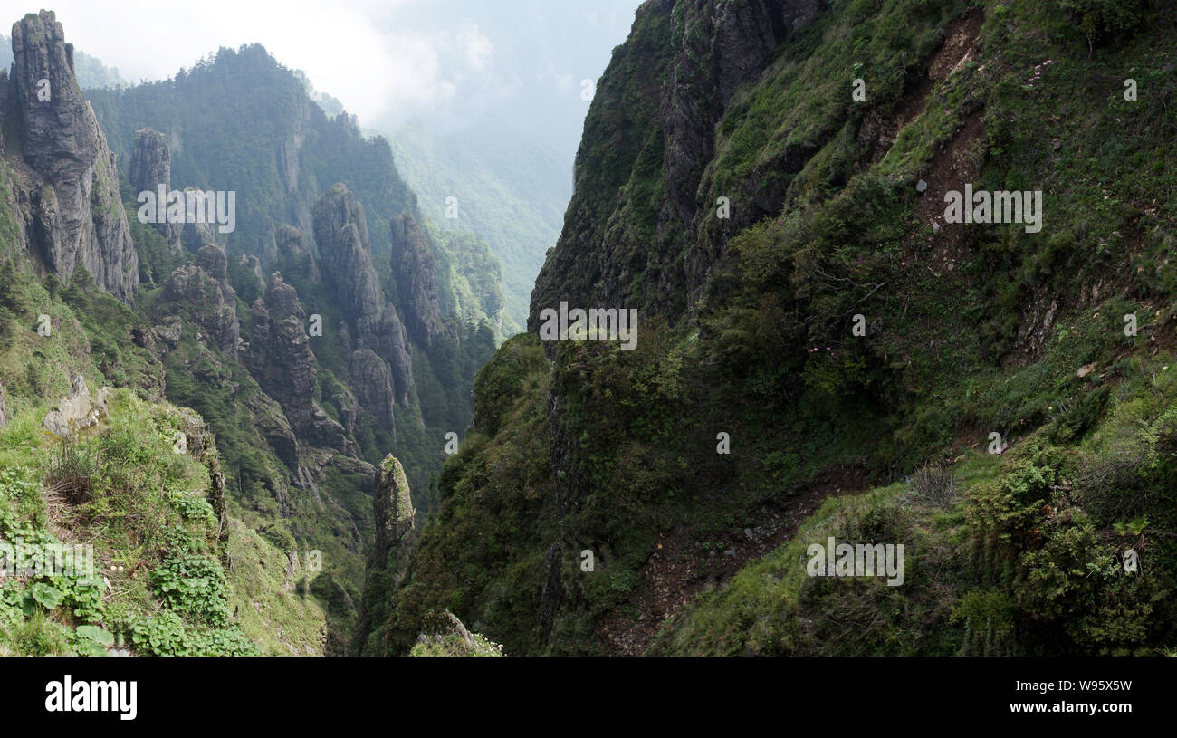 --FILE--Landscape of Shennongjia in central Chinas Hubei province, 10 ...