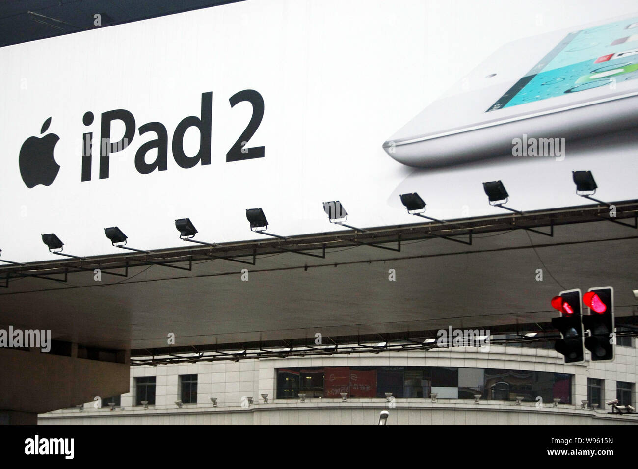 Apple billboard 2012 hi-res stock photography and images - Alamy