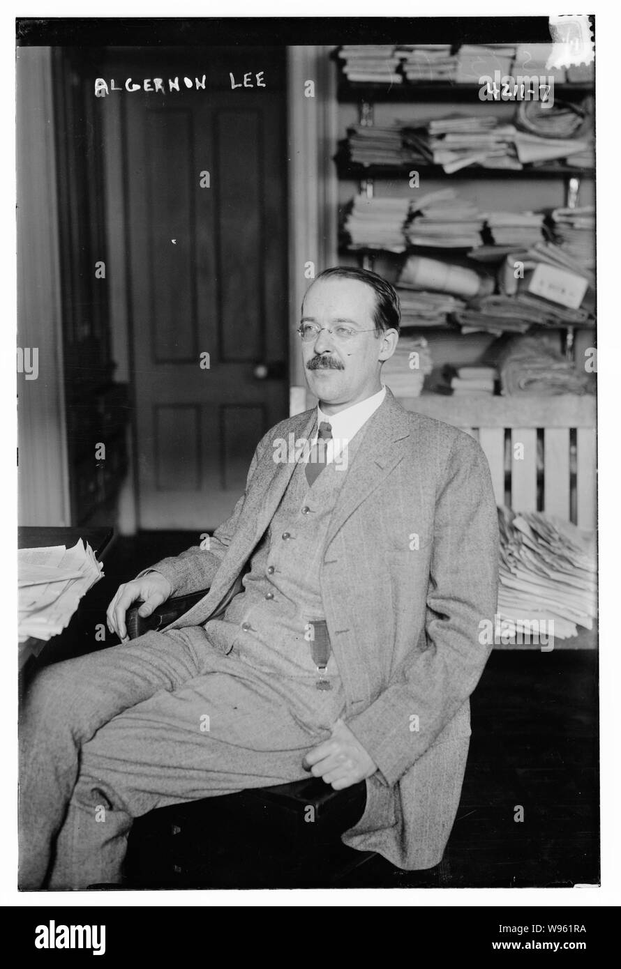 Algernon Black and White Stock Photos & Images - Alamy