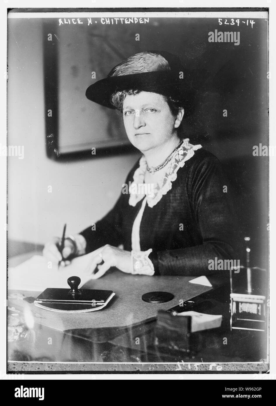 Alice h hi-res stock photography and images - Alamy