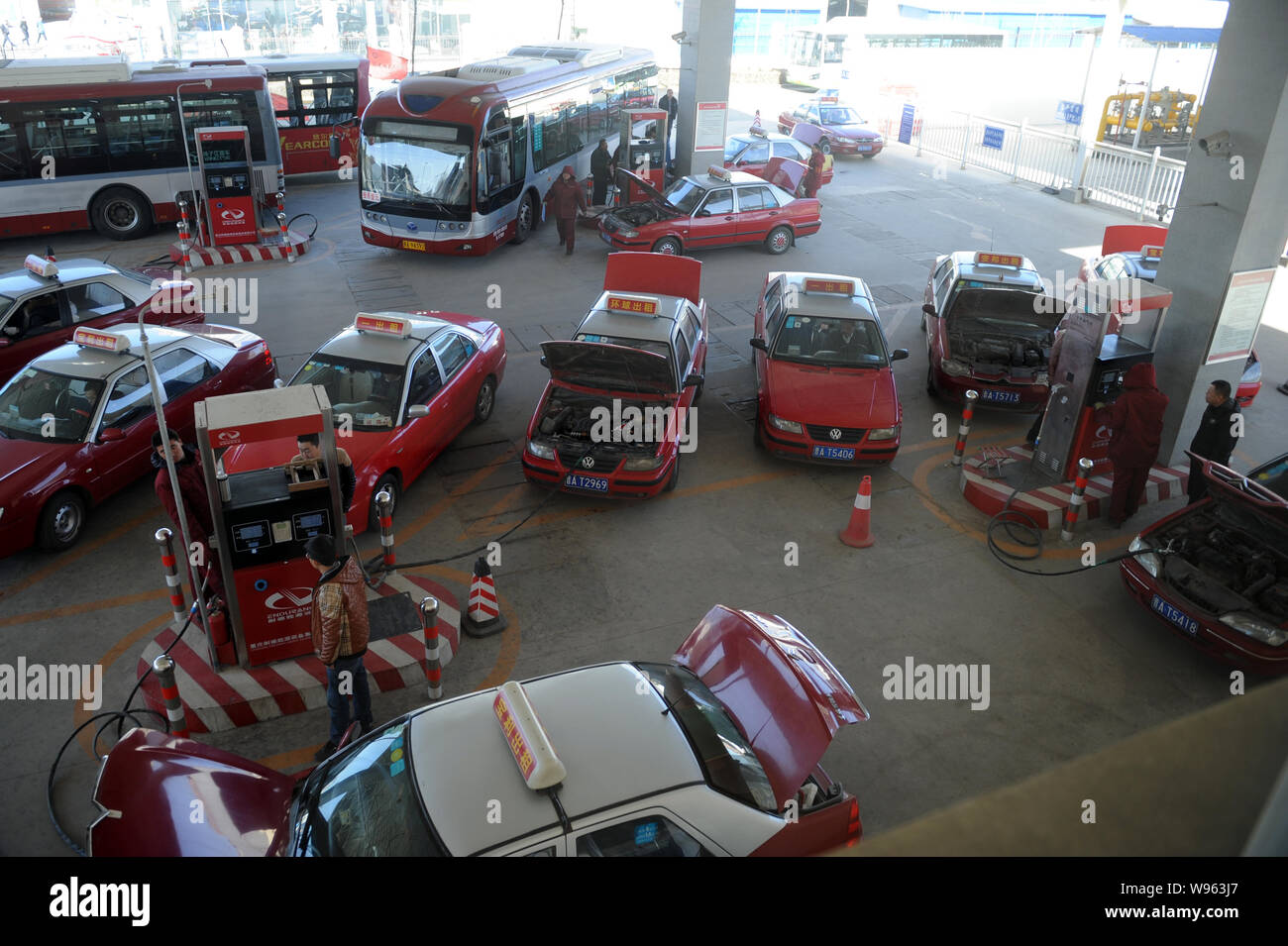 Taiyuan taxi hi-res stock photography and images - Alamy