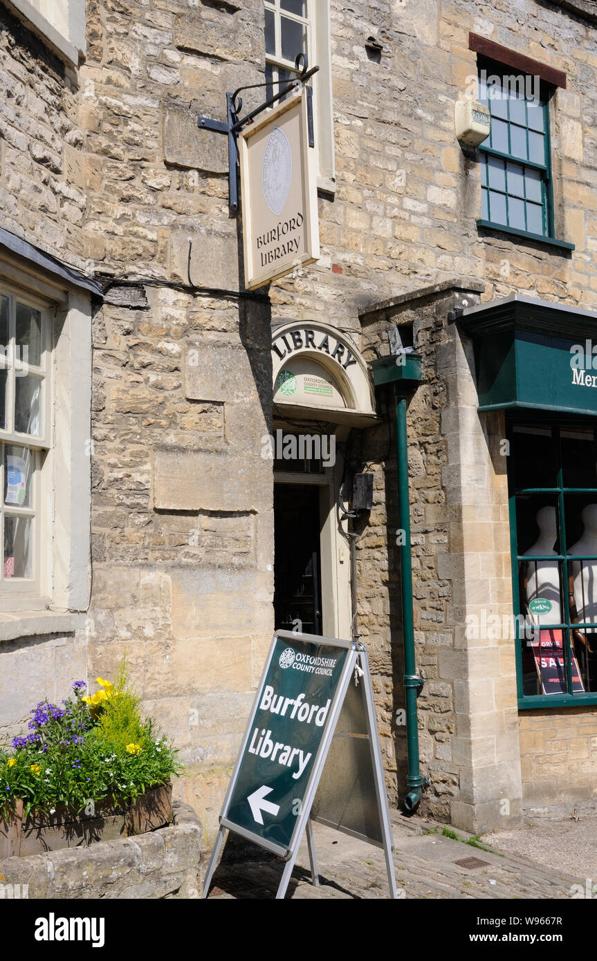 Libray hi-res stock photography and images - Alamy