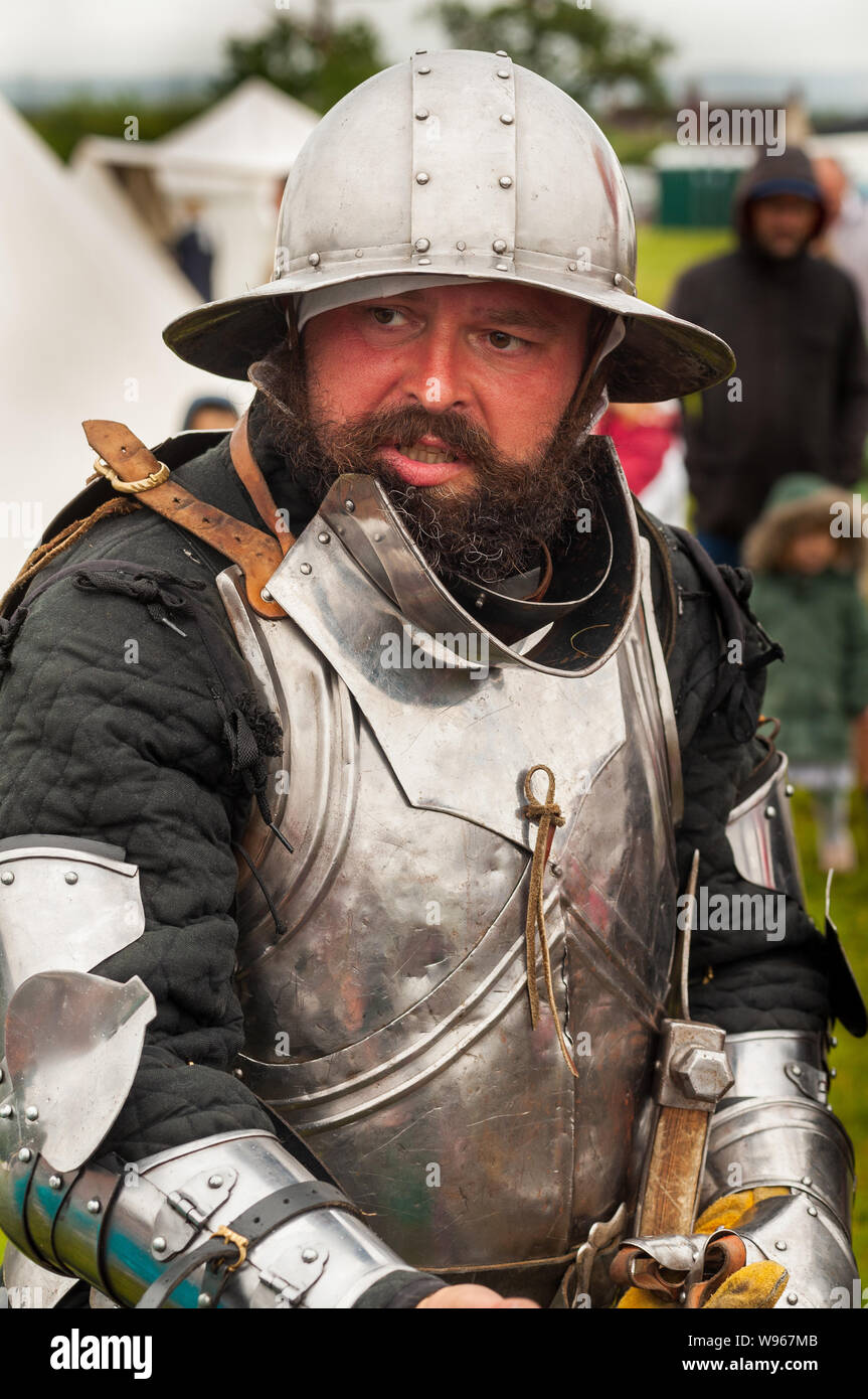 15th century english archer hi-res stock photography and images - Alamy