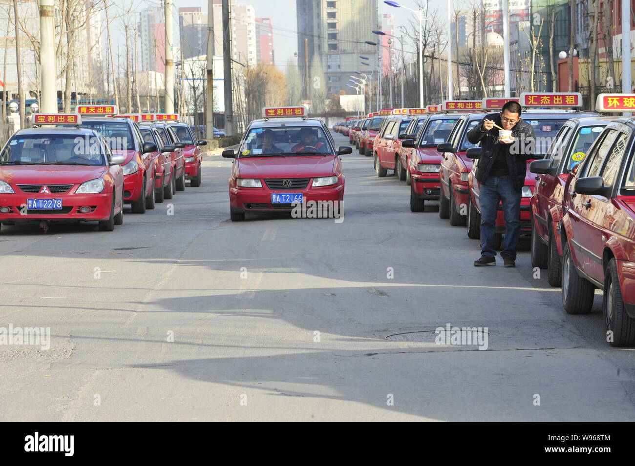 Taiyuan taxi hi-res stock photography and images - Alamy