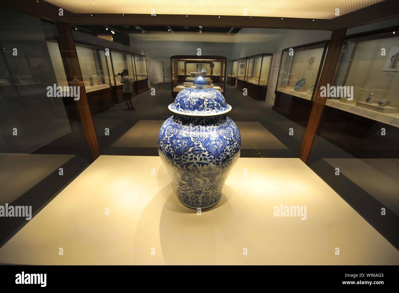 Picture of a porcelain masterpiece at the Passion for Porcelain ...