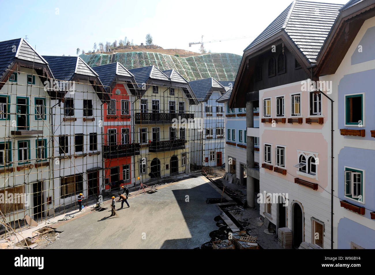 Hallstatt China Replica