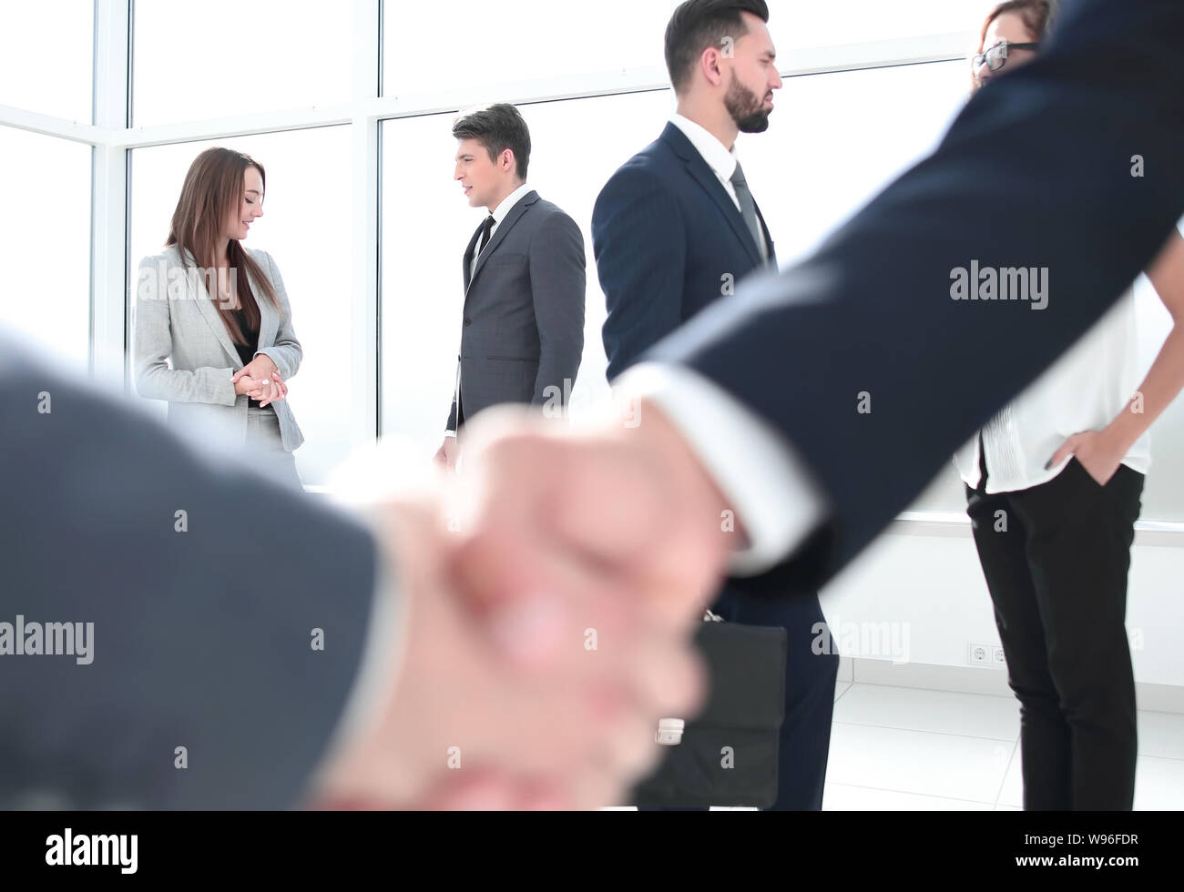 close up. handshake business people Stock Photo - Alamy