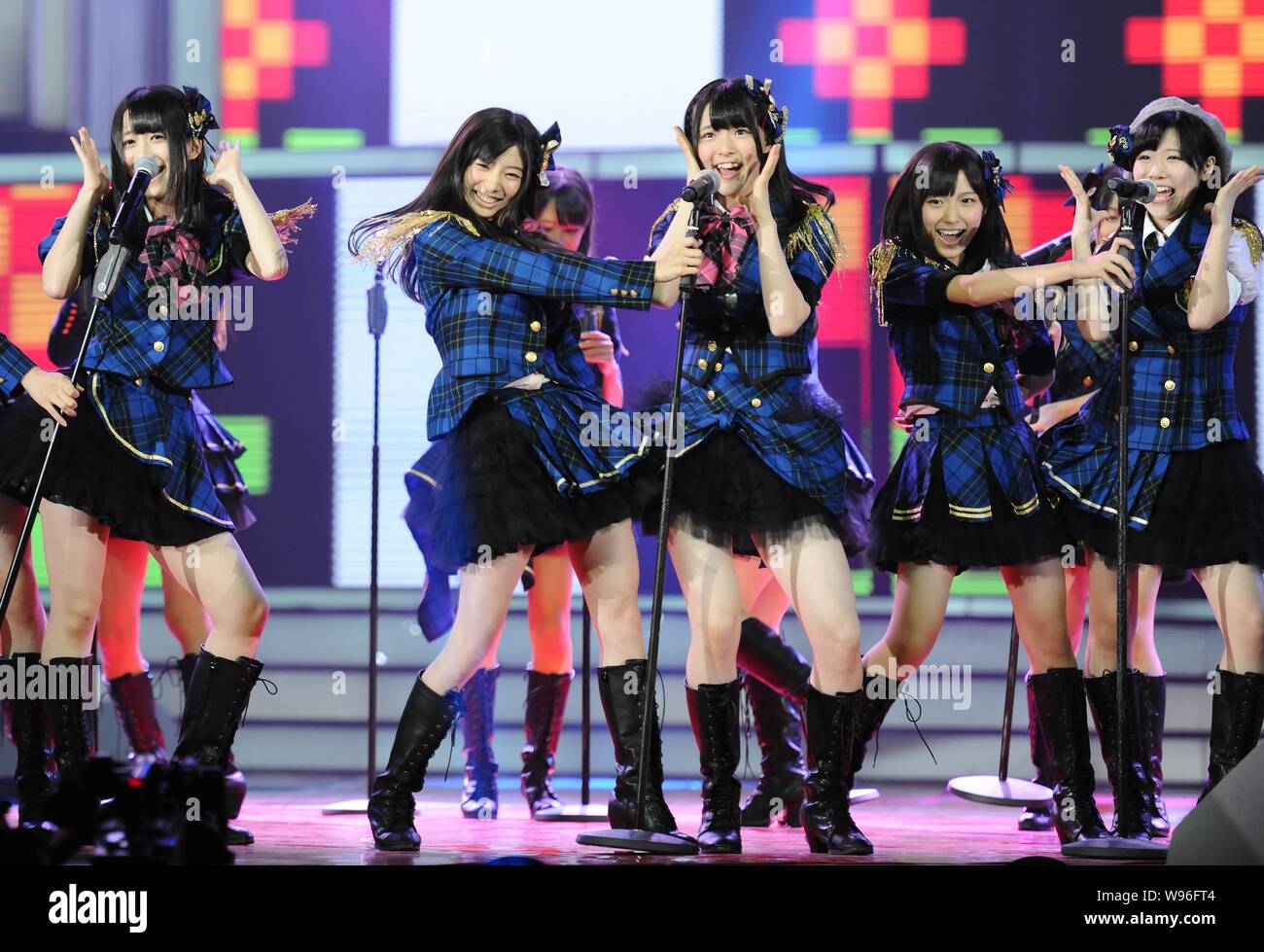 Mtv girl hi-res stock photography and images - Alamy