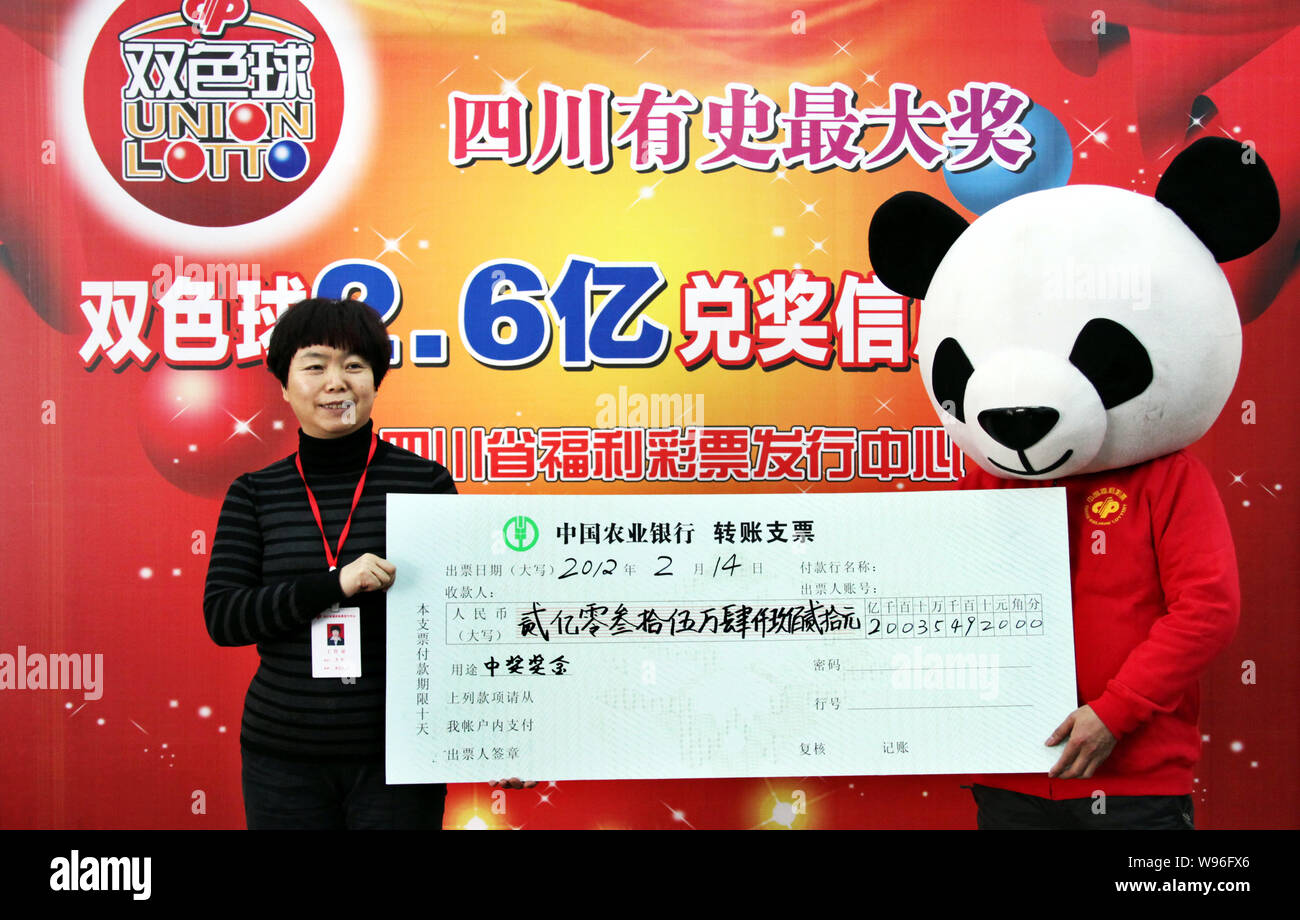 Lottery winner cheque hi-res stock photography and images - Alamy