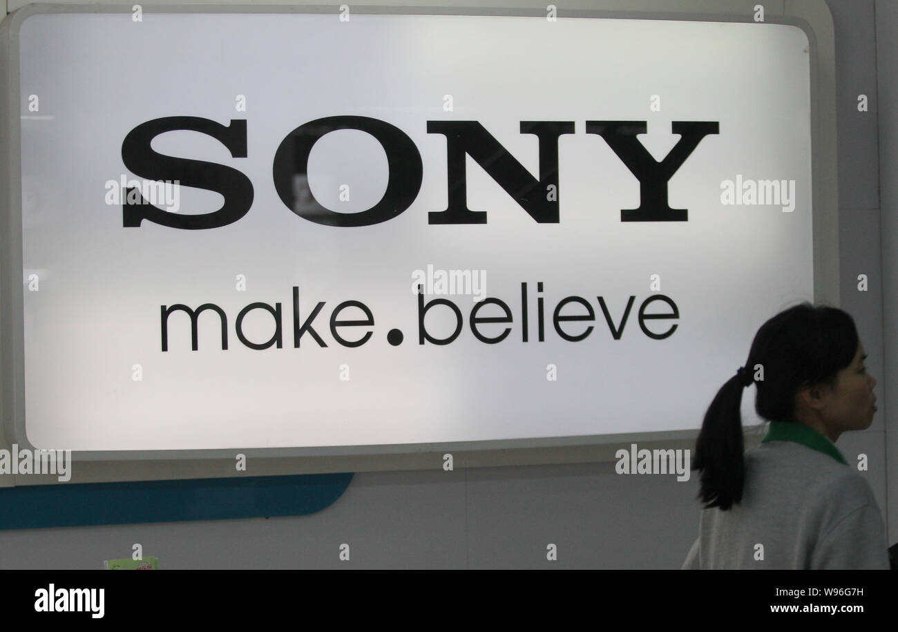 Sony advertisement hi-res stock photography and images - Alamy