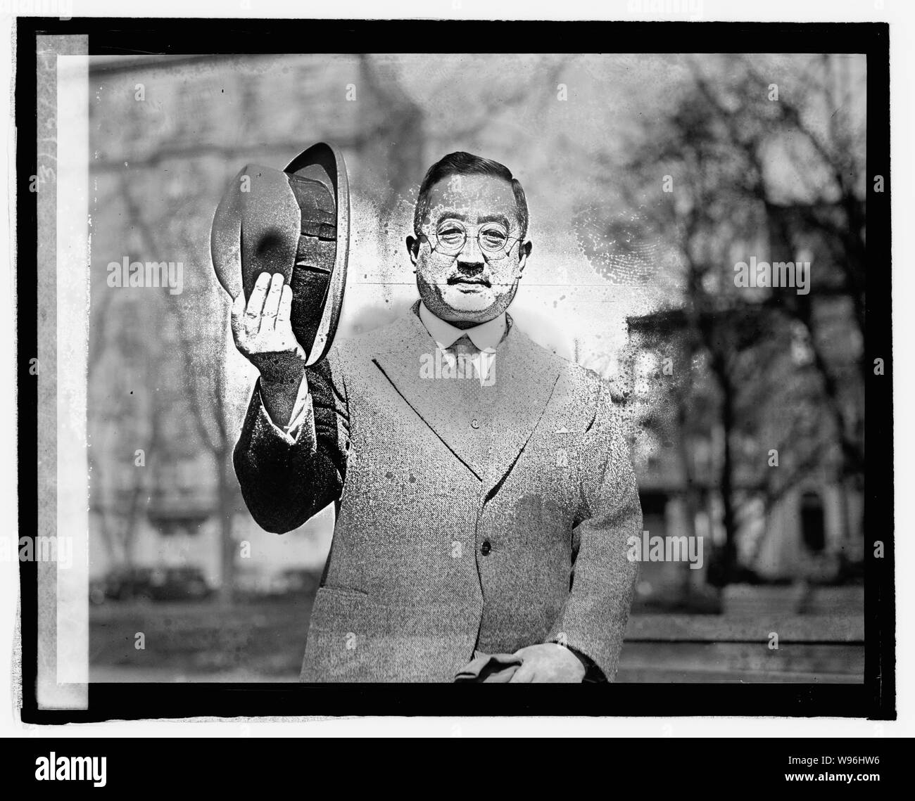 Diplomatic position Black and White Stock Photos & Images - Alamy