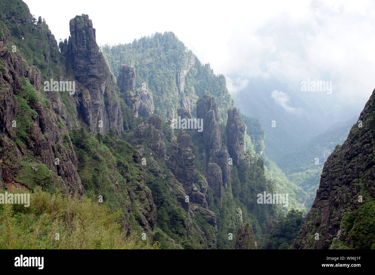 --FILE--Landscape of Shennongjia in central Chinas Hubei province, 10 ...