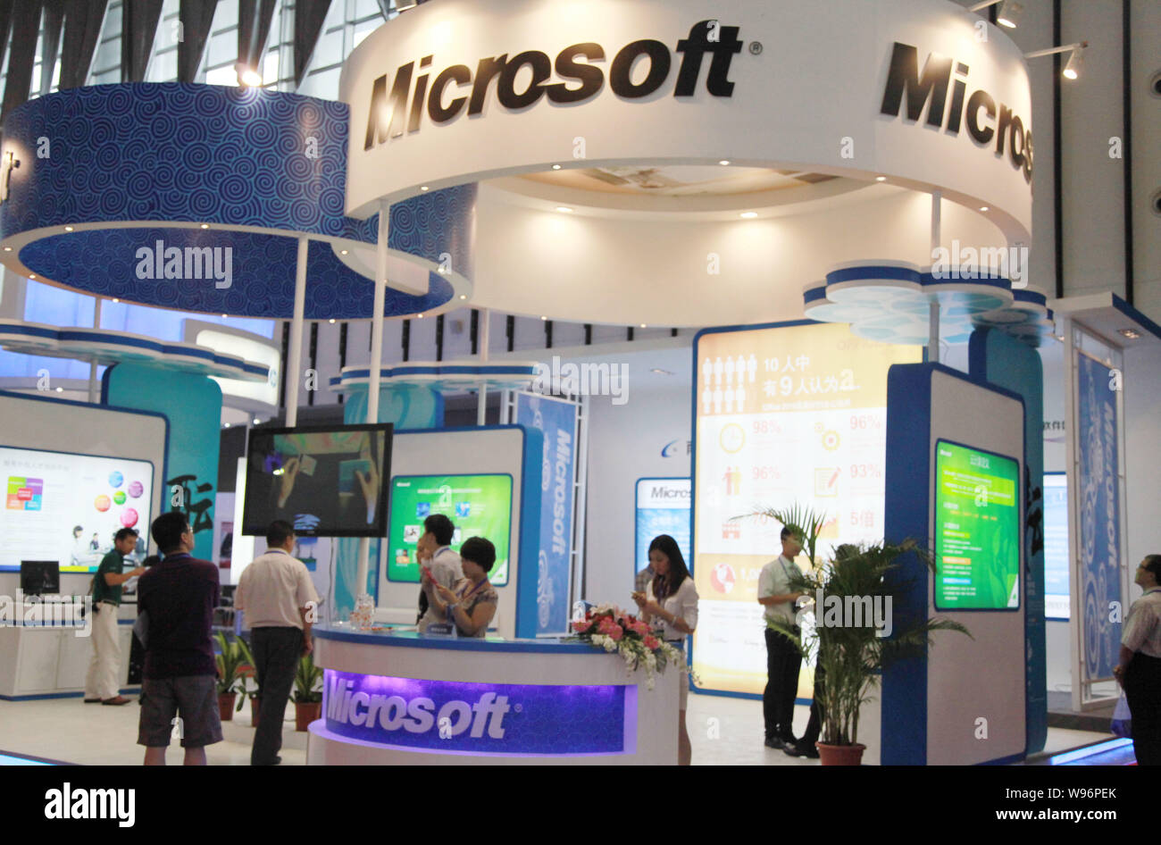 Microsoft Stand High Resolution Stock Photography and Images - Alamy