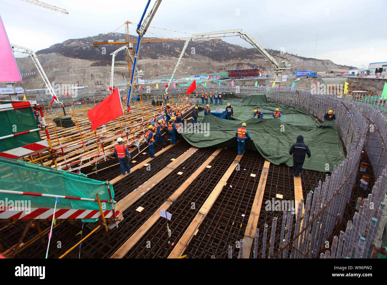 Tianwan nuclear station hi-res stock photography and images - Alamy