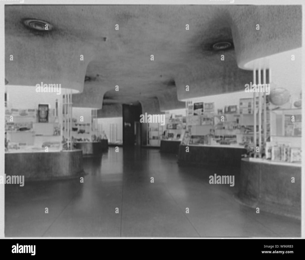 1107 broadway new york hi-res stock photography and images - Alamy