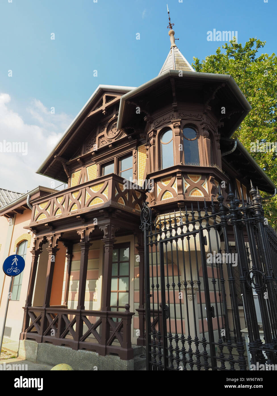 Italian factory workers hi-res stock photography and images - Alamy