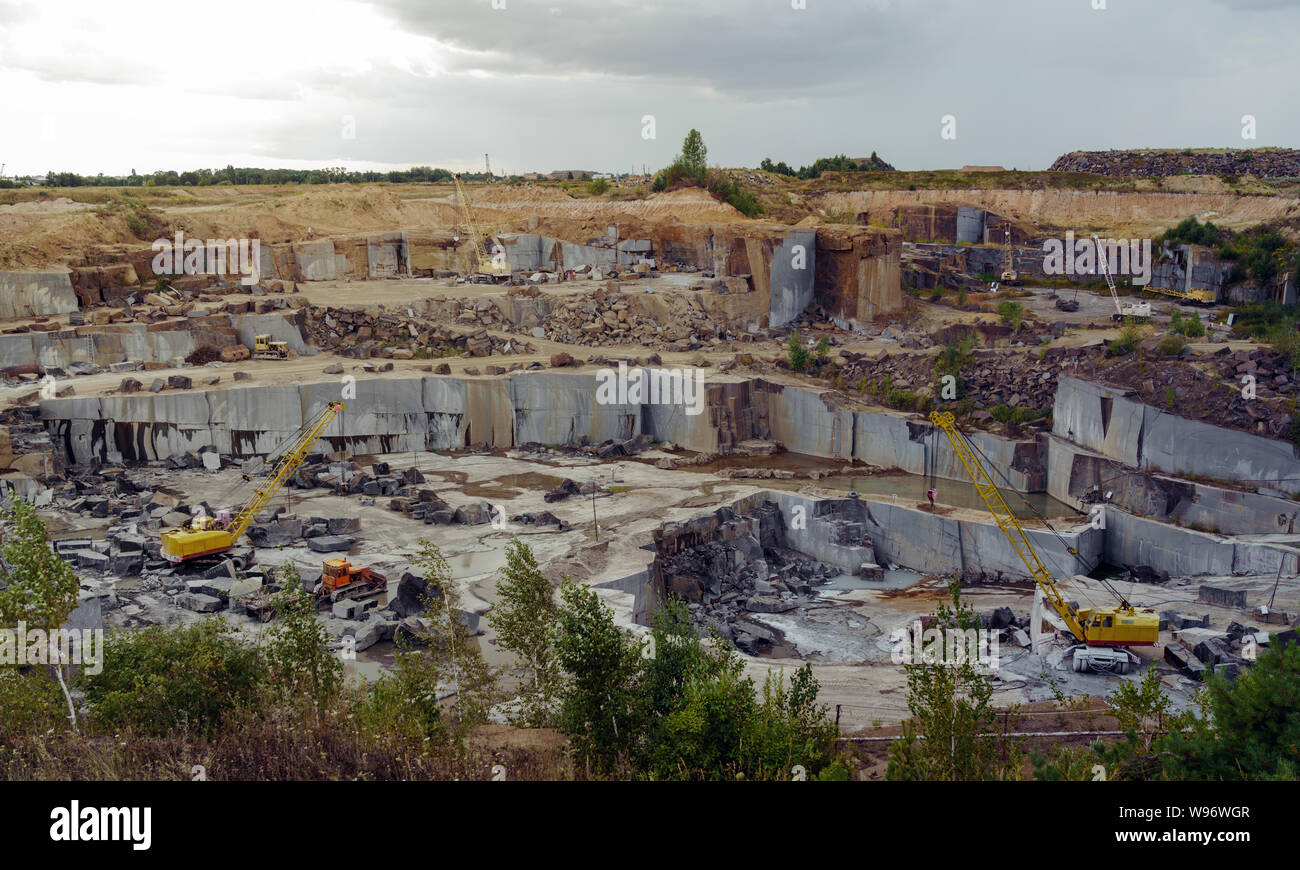 Granite cut hi-res stock photography and images - Alamy