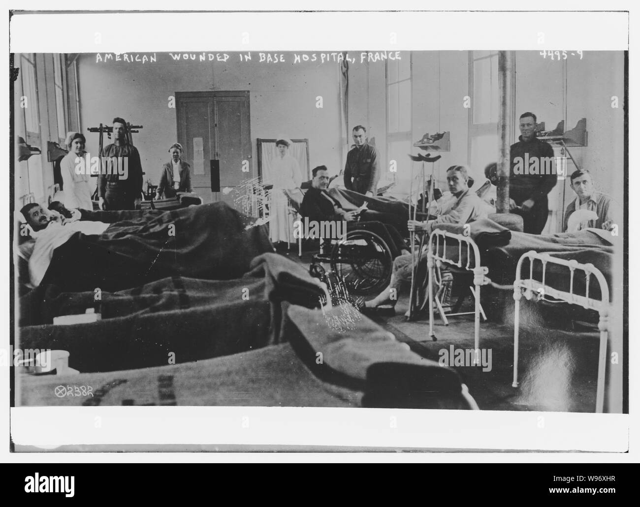 American base hospital hi-res stock photography and images - Alamy