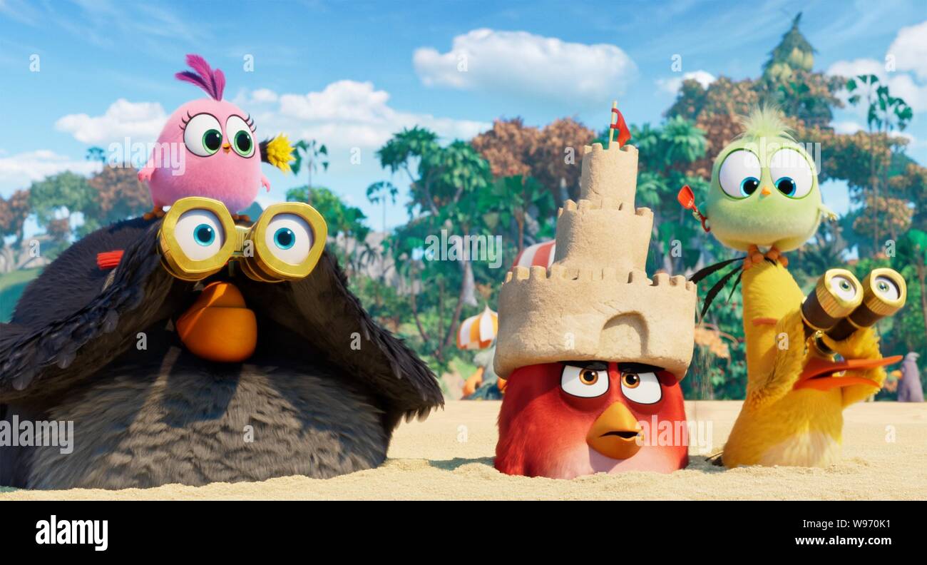 THE ANGRY BIRDS MOVIE 2, bottom from left: Bomb (voice: Danny McBride ...