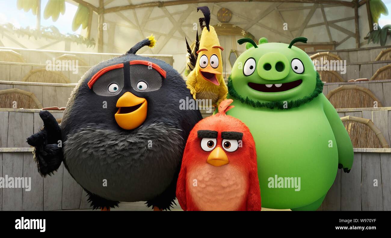 THE ANGRY BIRDS MOVIE 2, bottom from left: Bomb (voice: Danny McBride ...
