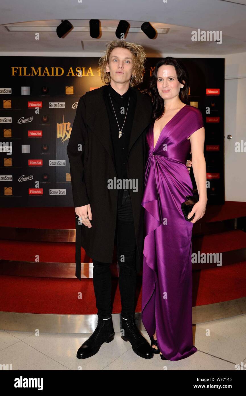 Elizabeth reaser hi-res stock photography and images - Alamy