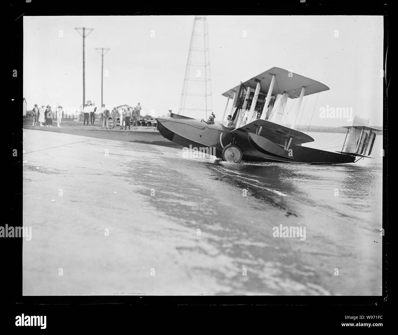 Airplane features Black and White Stock Photos & Images - Alamy