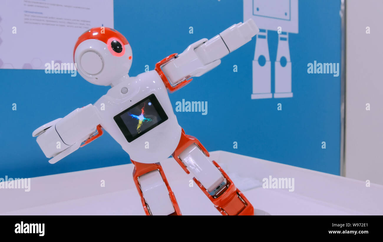 Humanoid robot dancing Stock Photo - Alamy