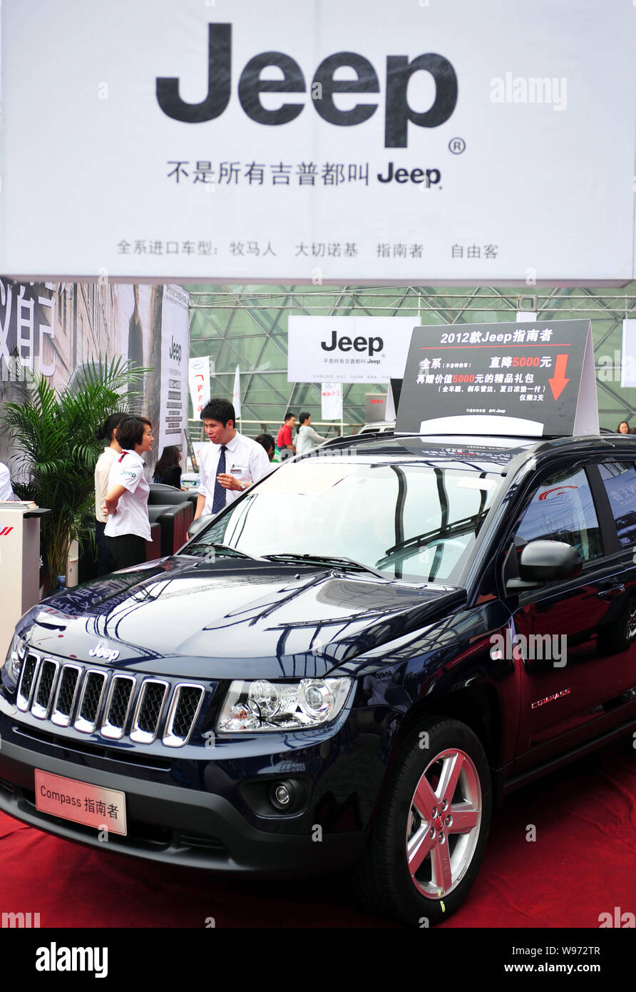 Jeep compass hi-res stock photography and images - Alamy
