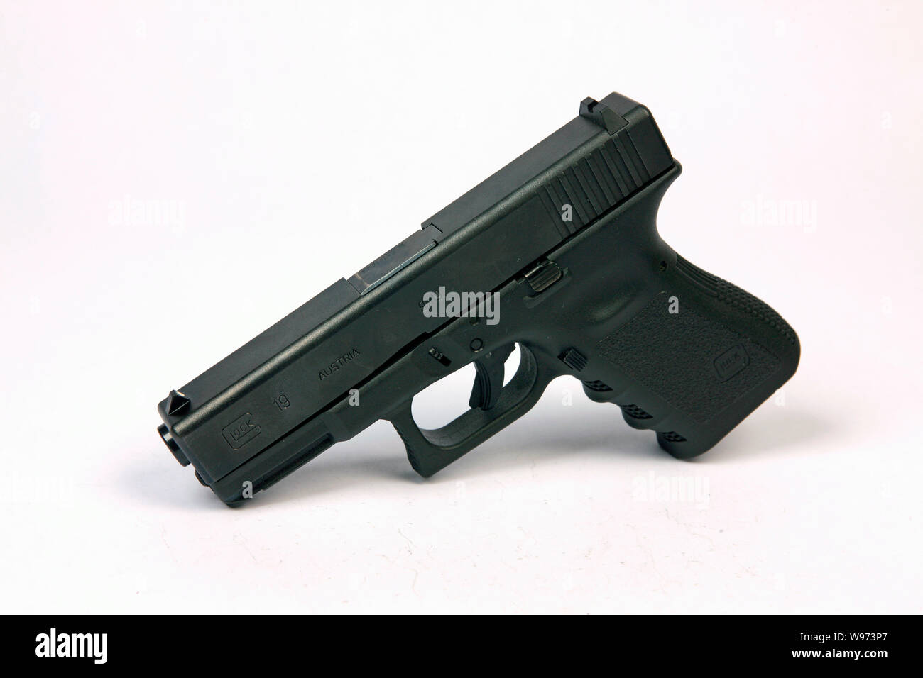 Glock 19 Pistol High Resolution Stock Photography and Images - Alamy