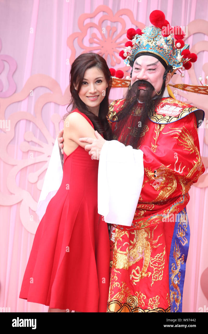 Hong Kong Actress And Model Michelle Reis Michelle Lee Is Pictured