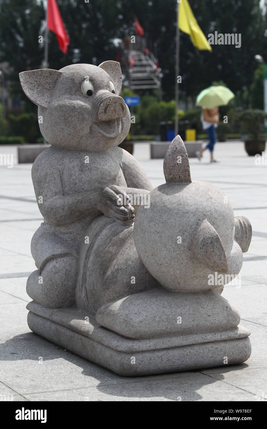 Pigs mating hi-res stock photography and images - Alamy