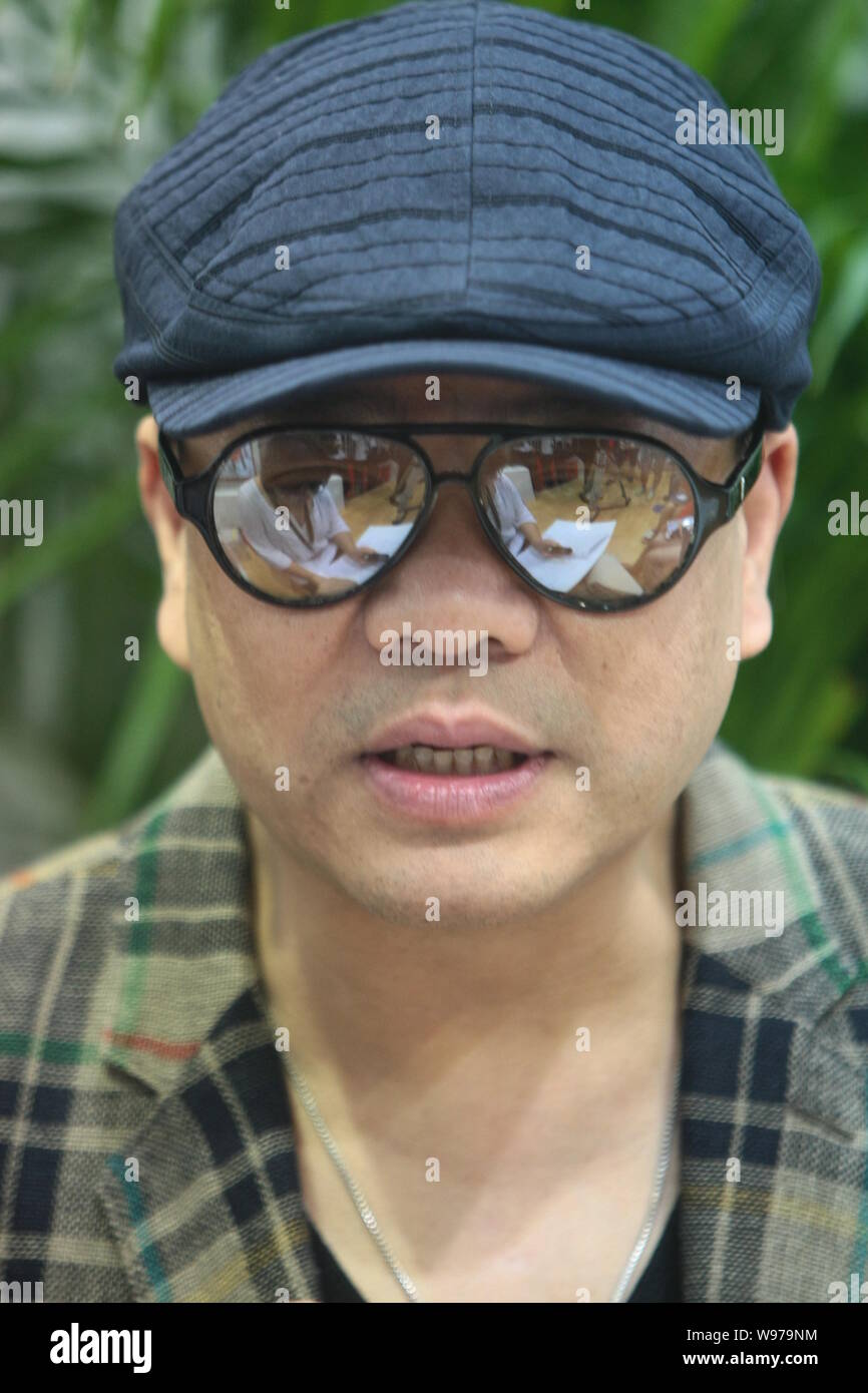 Hong Kong actor Robert Au-Yeung is interviewed during the 18th Shanghai ...