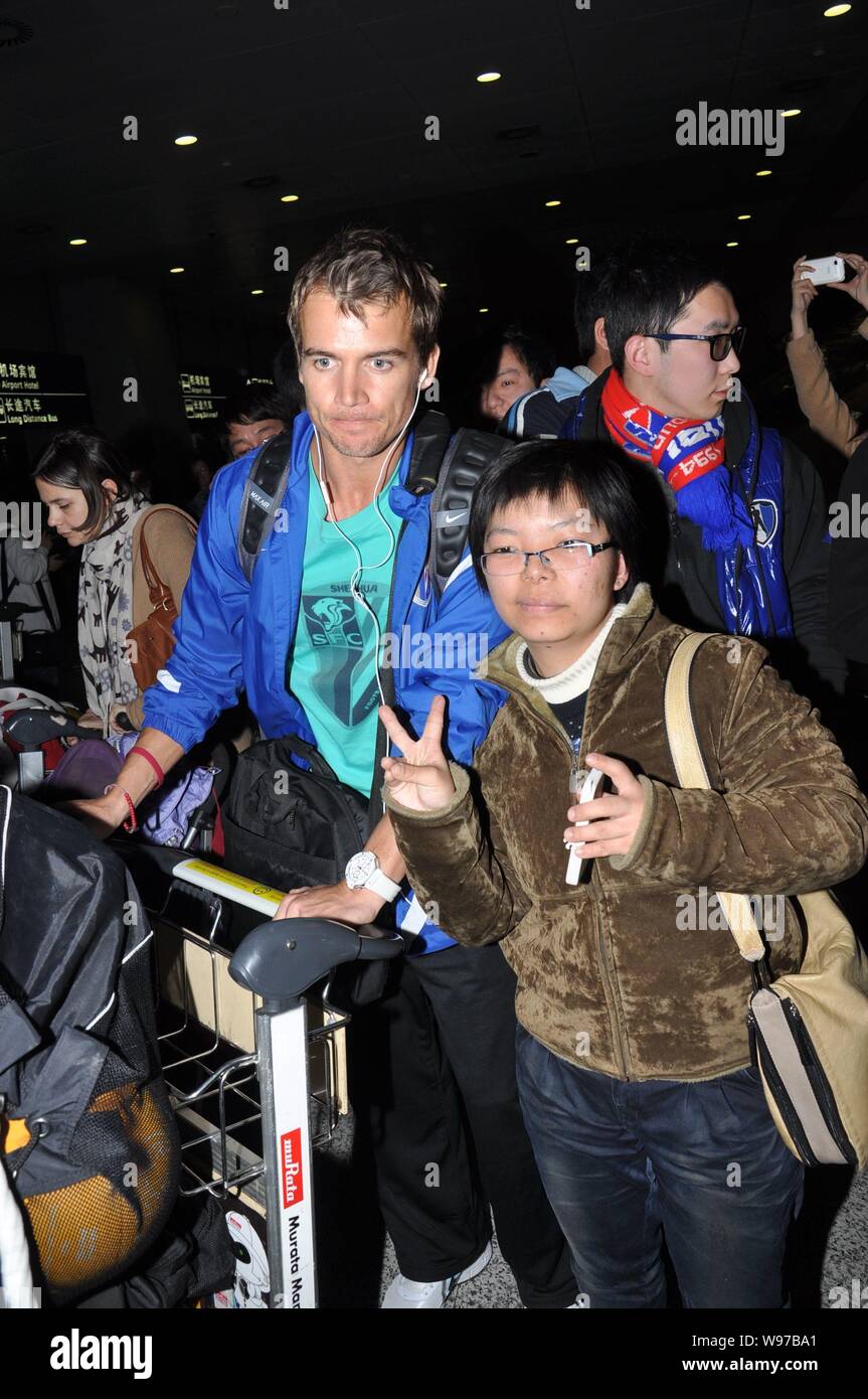 Australian football player Joel Griffiths, the new member of Shanghai ...