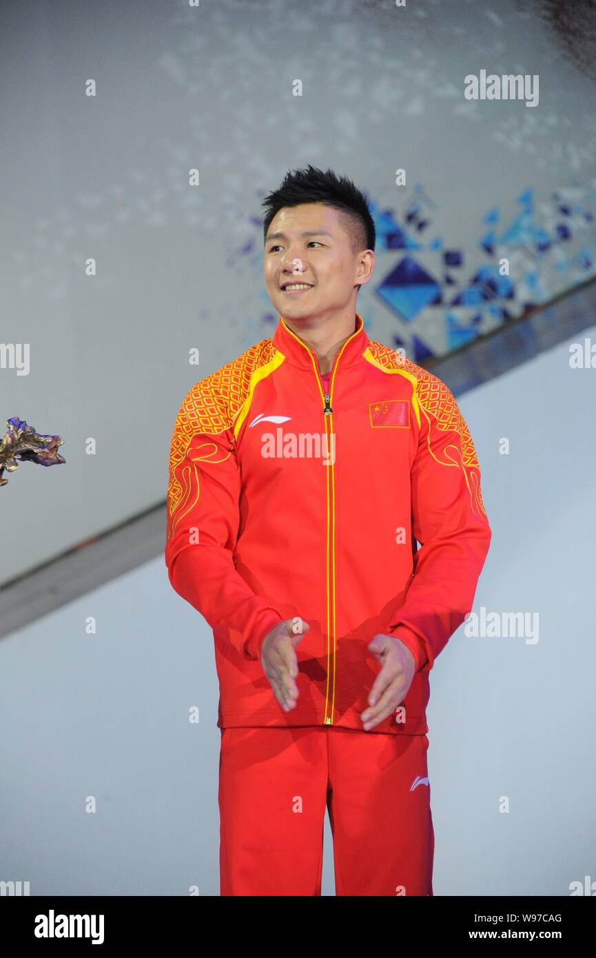 Bin liu hi-res stock photography and images - Alamy