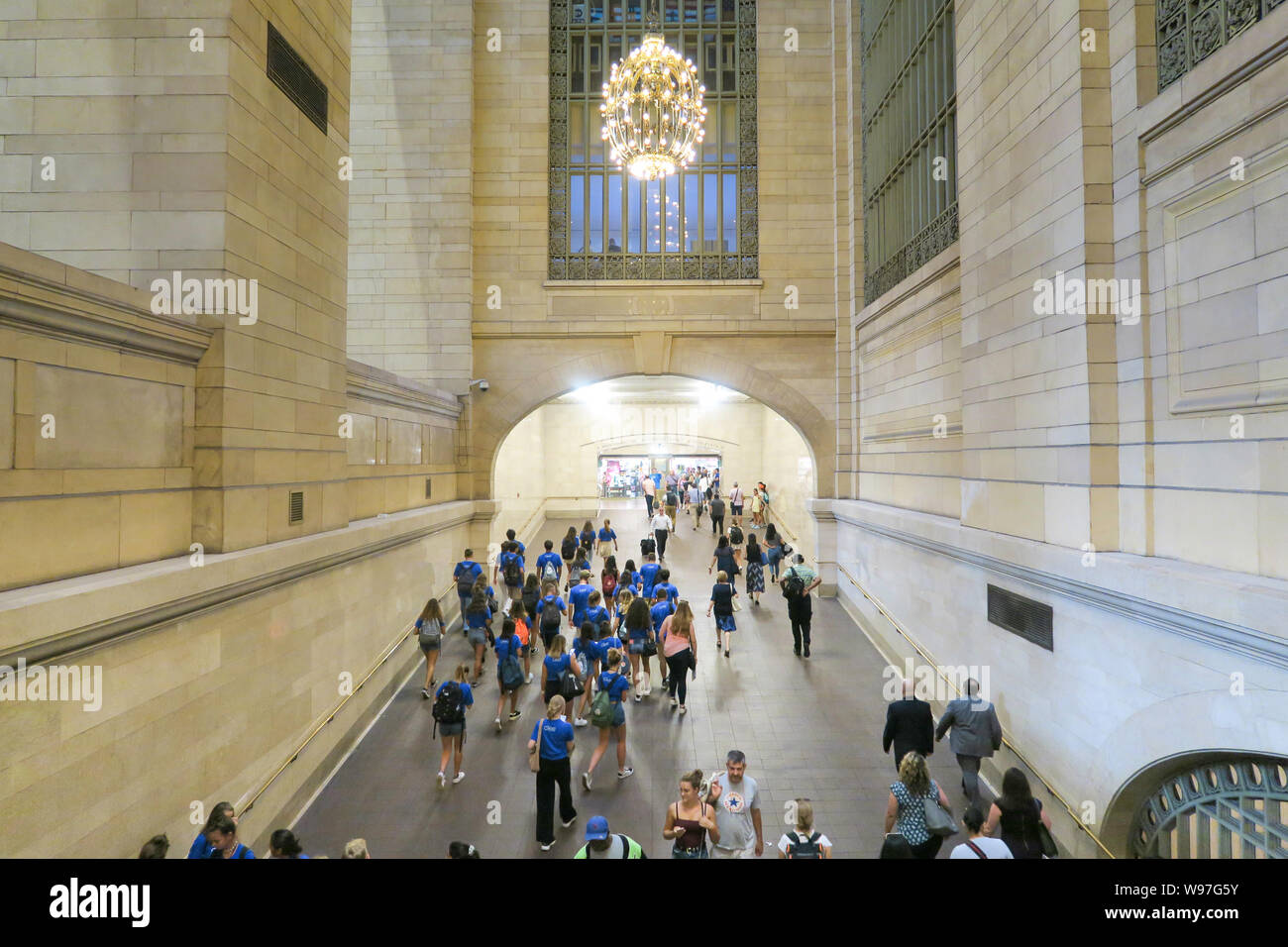 Crowded passageway hi-res stock photography and images - Alamy