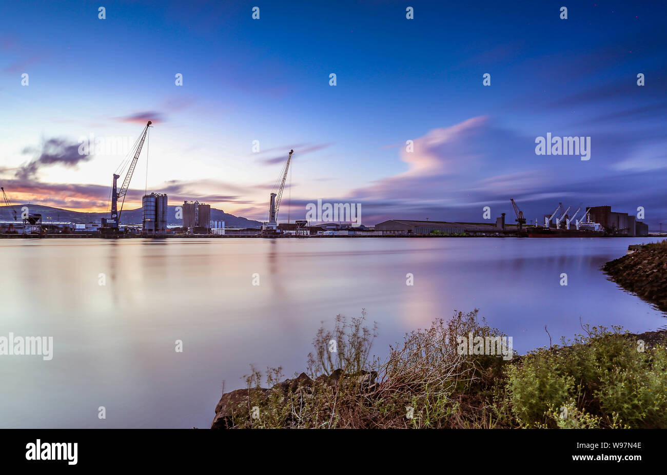 Night time beautiful Belfast Stock Photo - Alamy