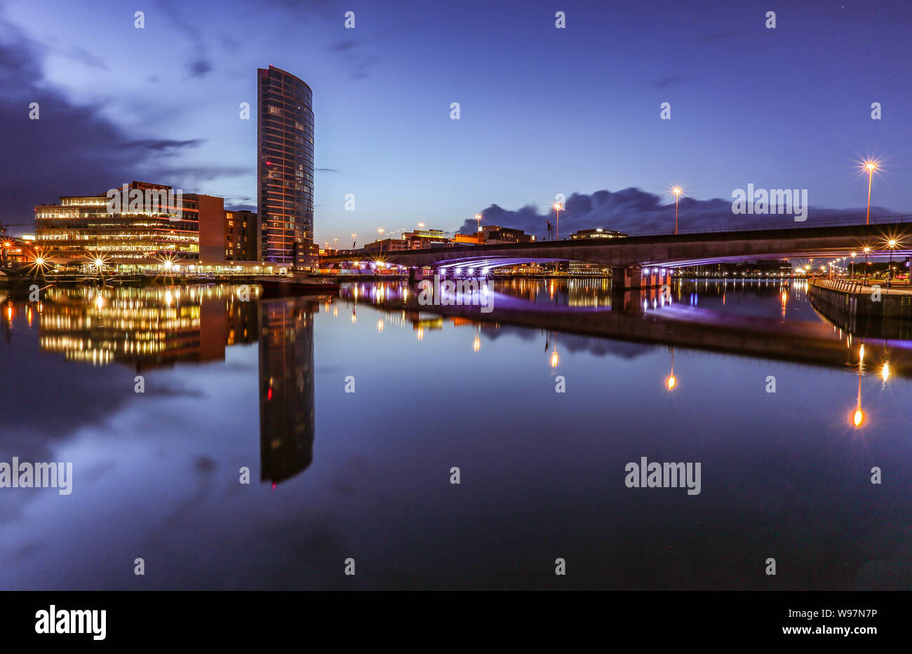 Night time beautiful Belfast Stock Photo - Alamy