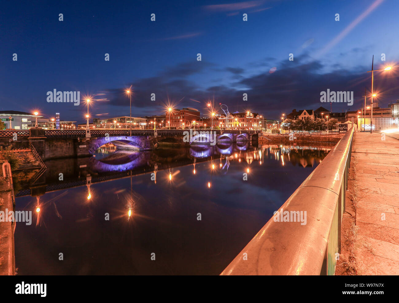Night time beautiful Belfast Stock Photo - Alamy