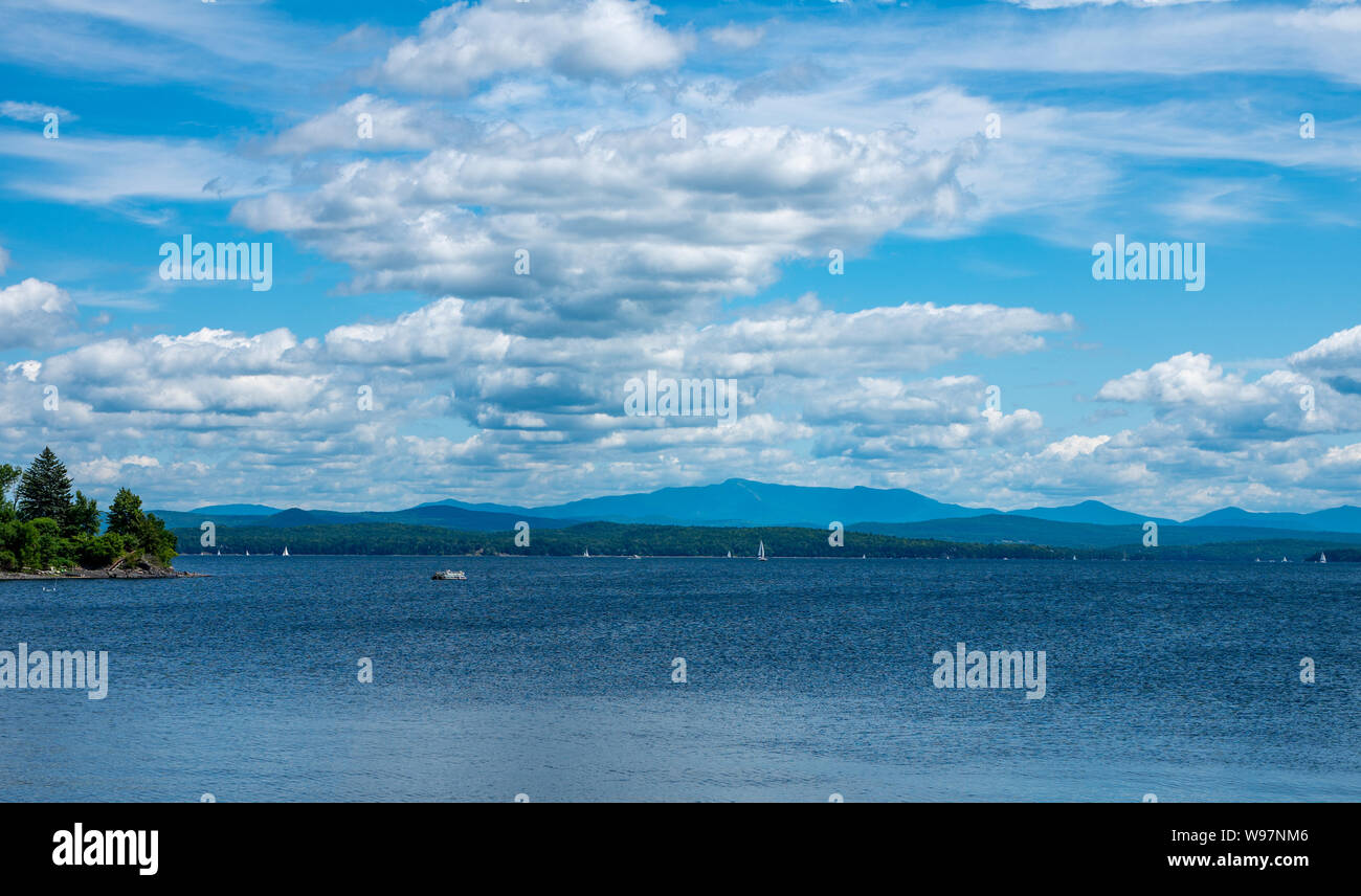 Champlain lake bike hi-res stock photography and images - Alamy