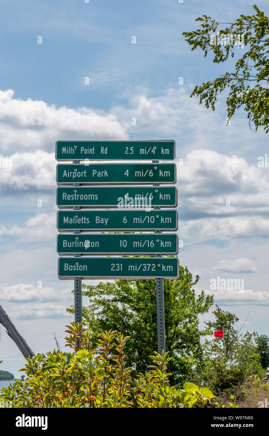 sign on the causeway walking and biking trail in Vermont Stock Photo ...