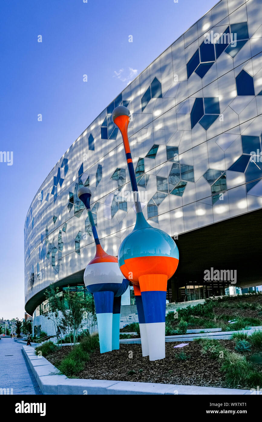 Calgary public sculpture hi-res stock photography and images - Alamy