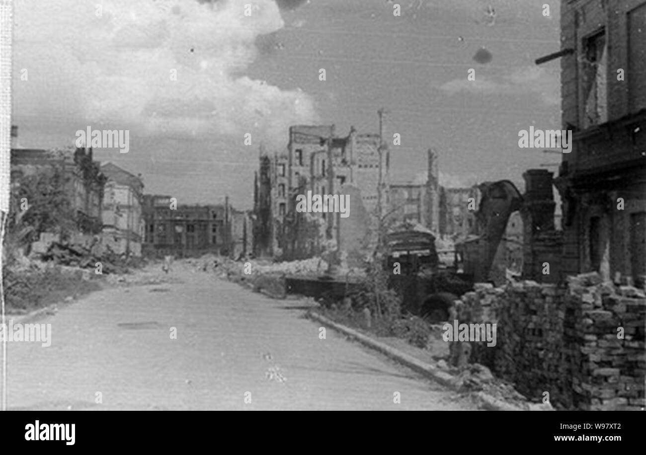 Buildings stalingrad 1942 hi-res stock photography and images - Alamy