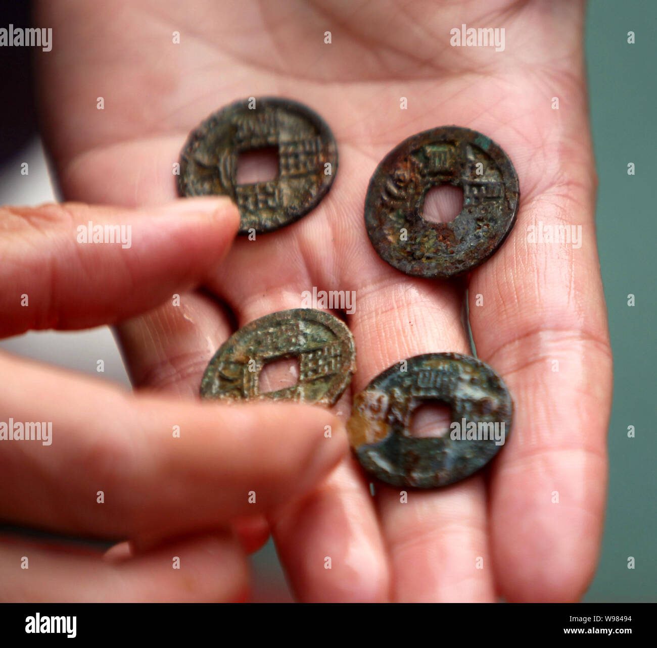 Tang dynasty coins hi-res stock photography and images - Alamy