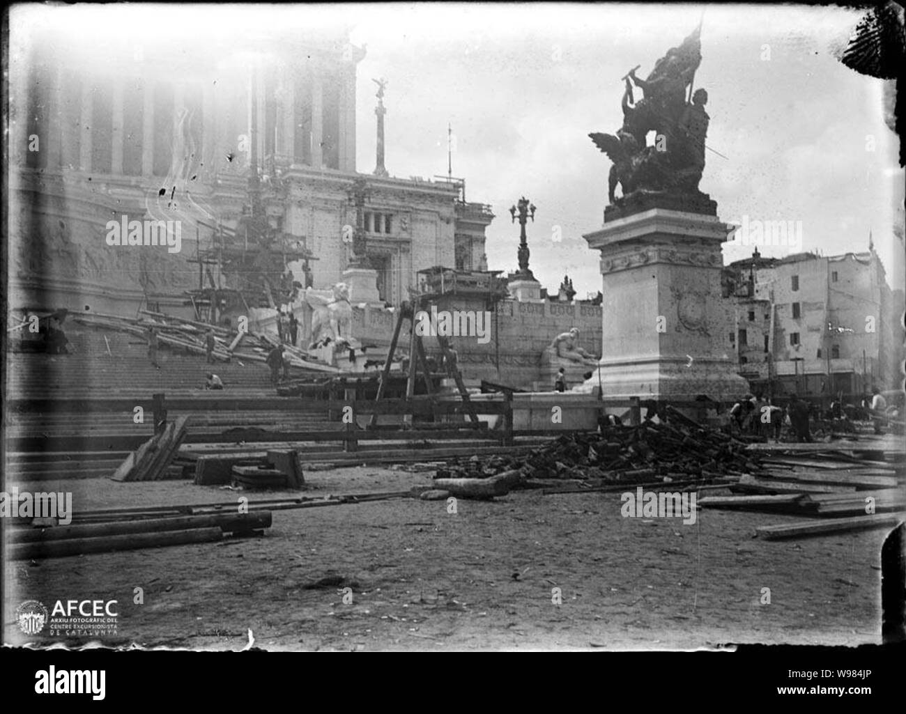 Victor manuel monument hi-res stock photography and images - Alamy