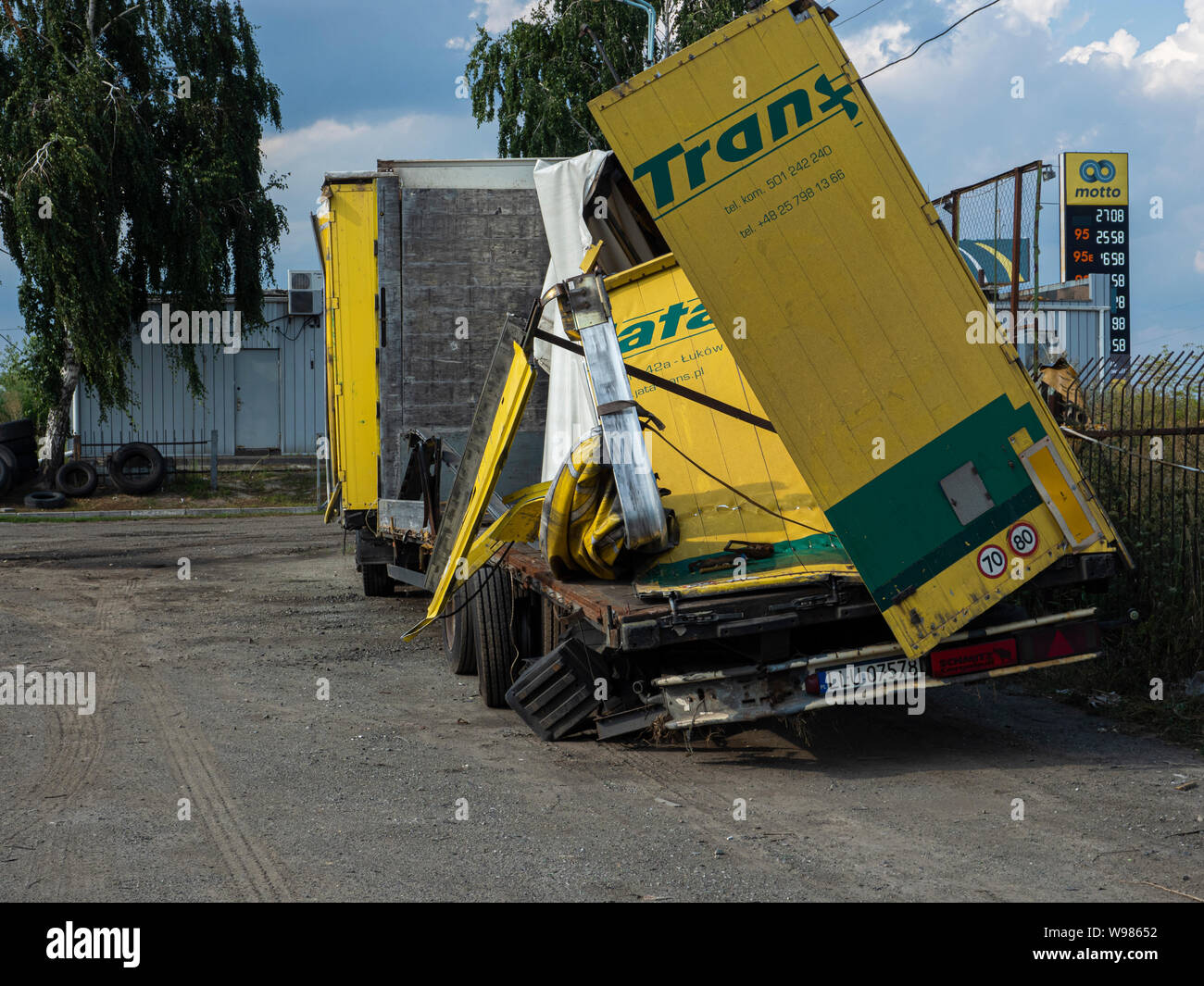 Trailer truck injured in an accident Stock Photo - Alamy