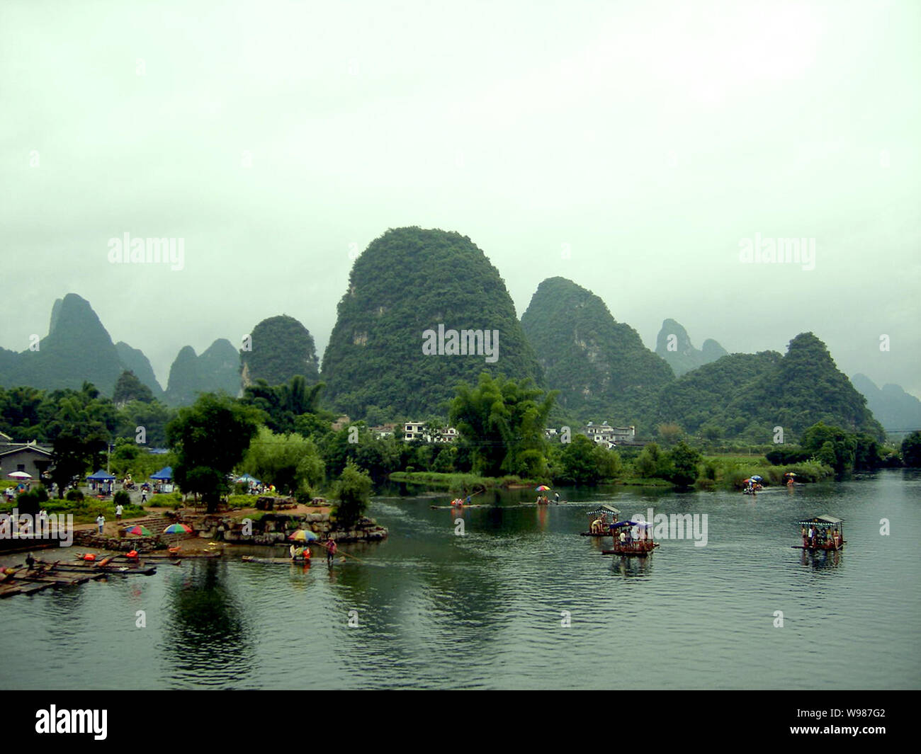 Guilin and lijiang river national park hi-res stock photography and ...
