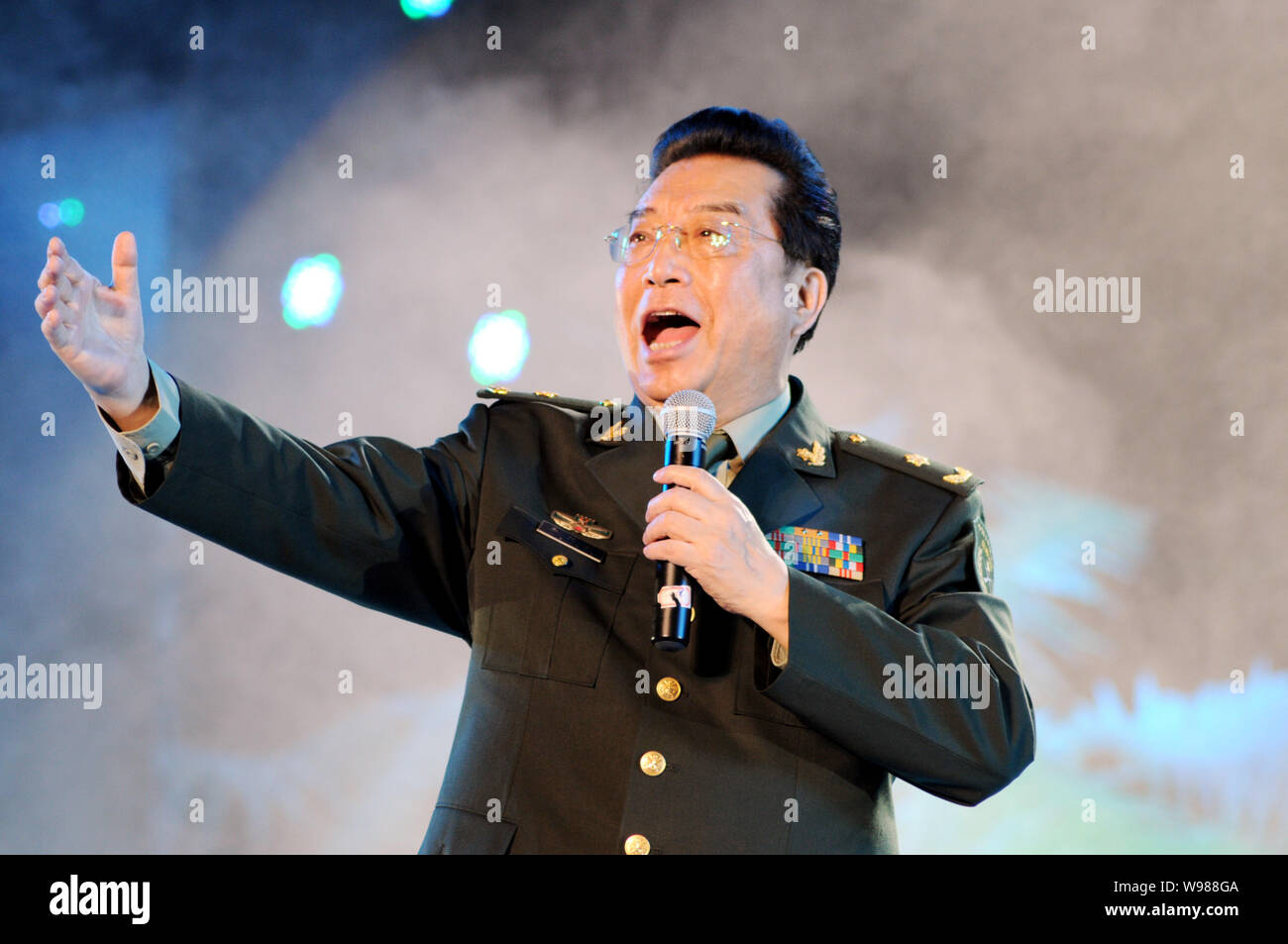 Li shuangjiang hi-res stock photography and images - Alamy