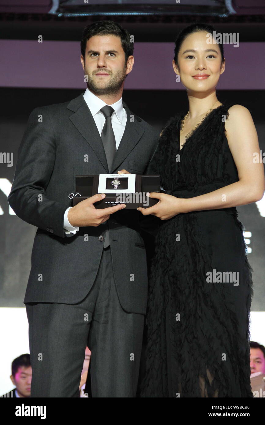 Zhou yun hi-res stock photography and images - Alamy