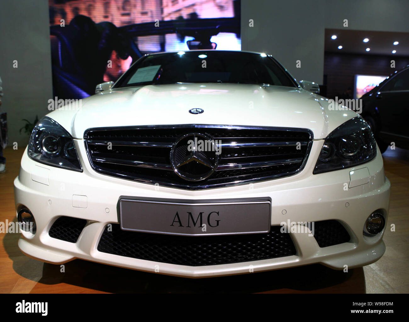 Mercedez hi-res stock photography and images - Alamy