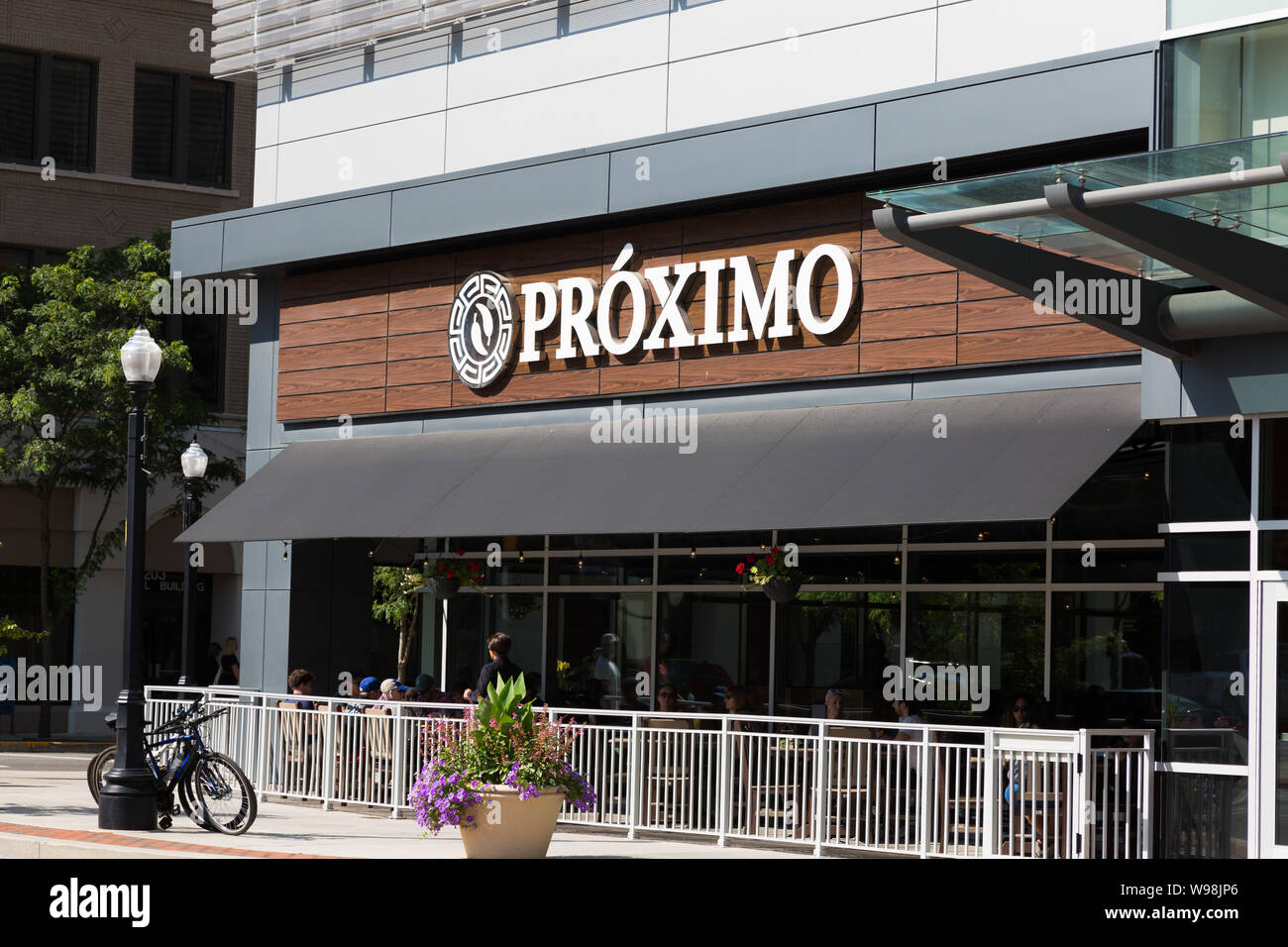 The facade of the trendy Próximo Restaurant in downtown Fort Wayne ...